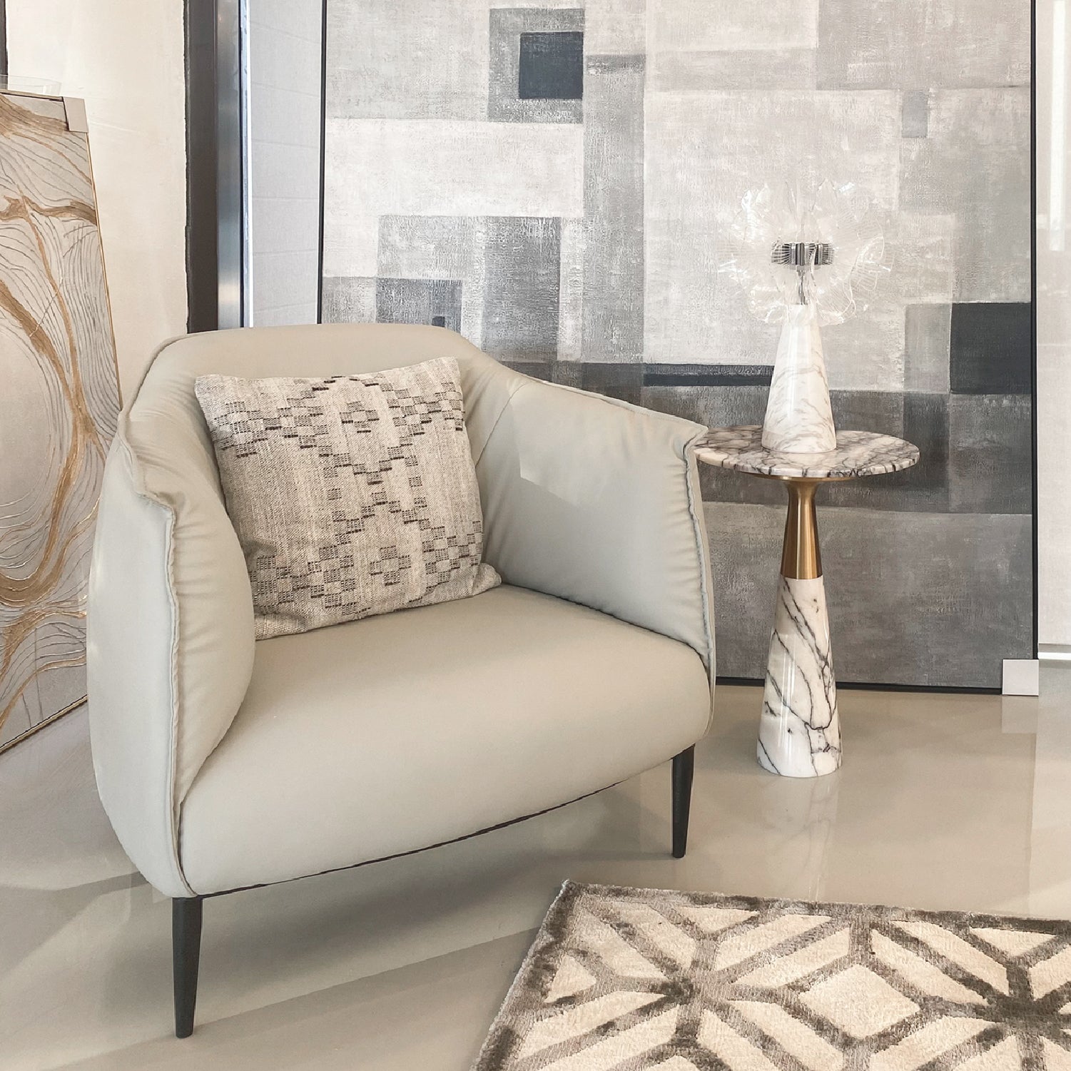 เก้าอี้พักผ่อน [TG] Pita Lounge Chair Light Grey – Lounge Lovers