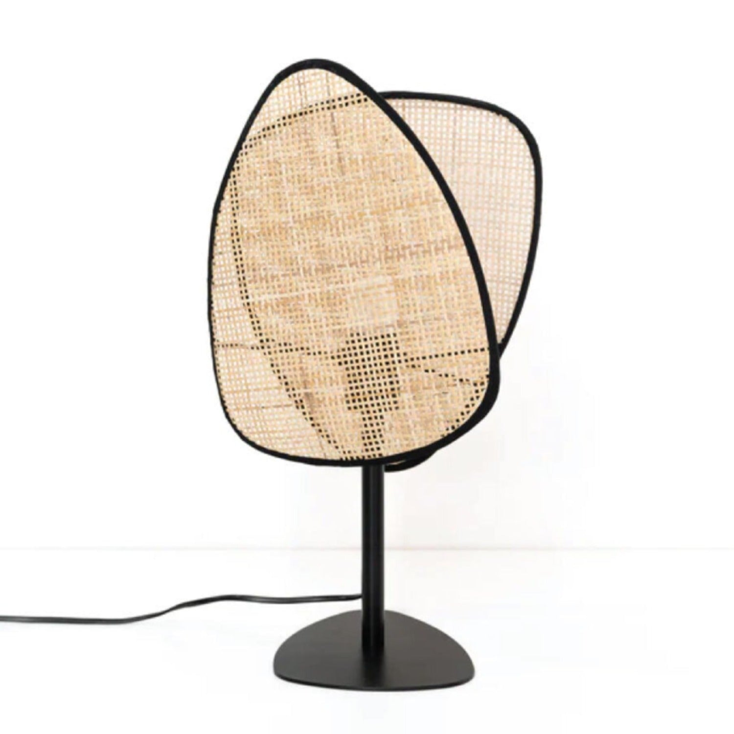 โคมไฟตั้งโต๊ะ [LH] Eartha Table Lamp Natural – Lounge Lovers